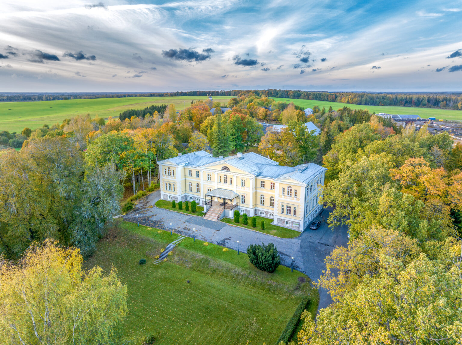 Kuremaa loss – Kuremaa Elamuskeskus